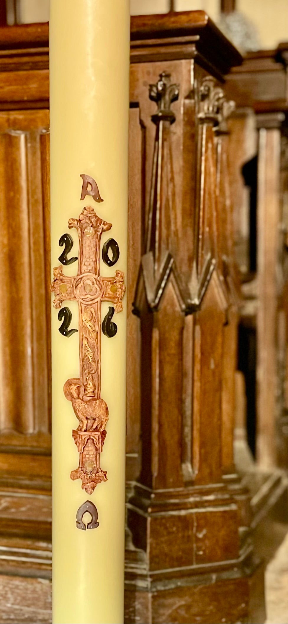 Cierge pascal de tradition 2026 – Cathédrales